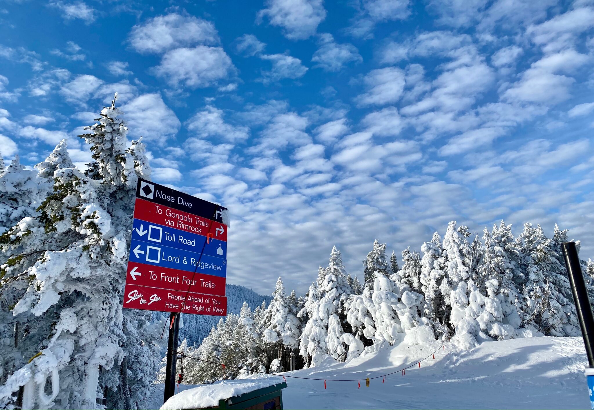 Understanding Ski Resort Signs in the US | Ski Day